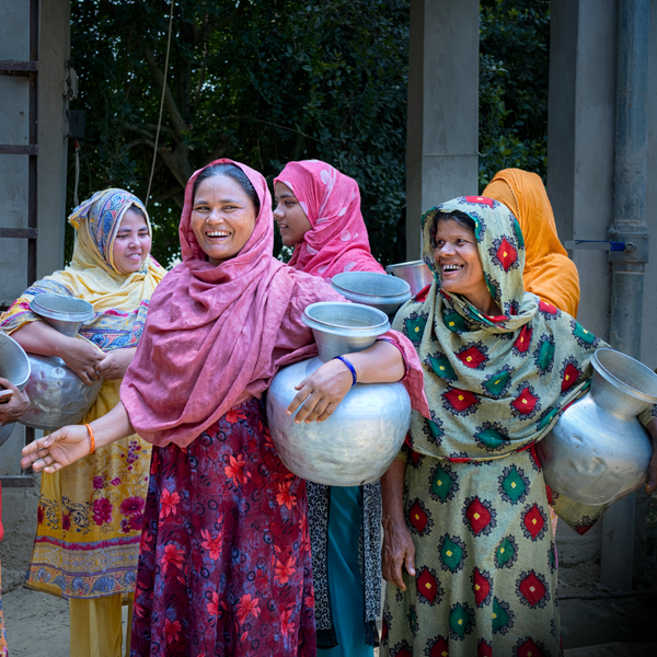 Safe Water – Oxfam Canada Unwrapped